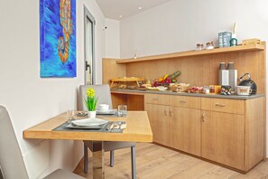 Pequeno-almoço inspirado na cozinha local diário incluído 