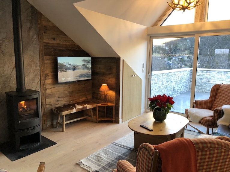 Contemporary Mountain-style L'isardère Apartment - Cauterets