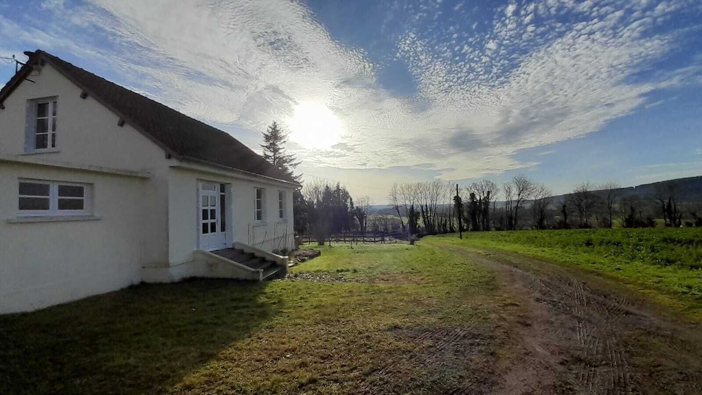 Charming Cottage With Astonishing View On Countryside - Orne