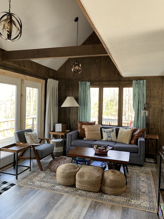 Cozy Cabin Waterville Estates - New Hampshire