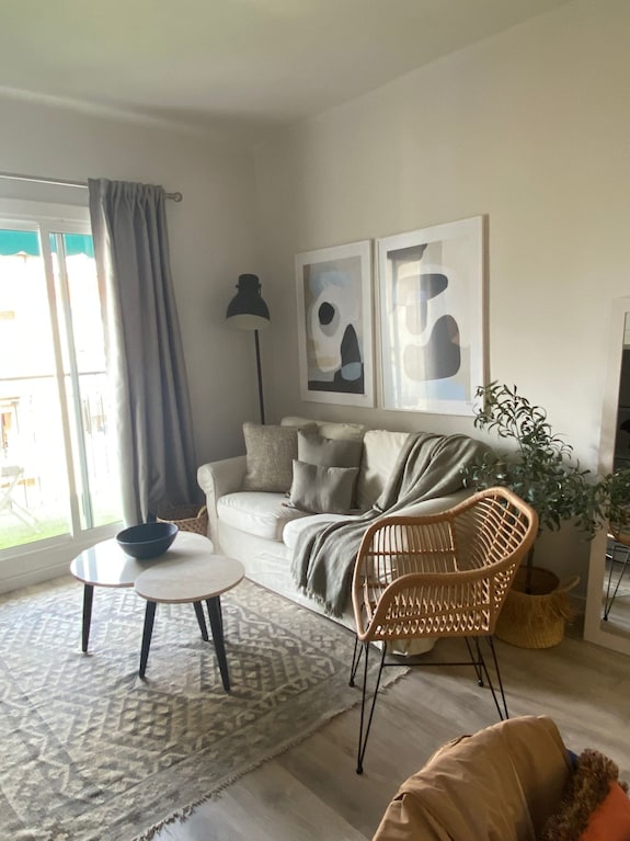 Bright & Modern Apartment In Sarriàsant Gervasi - Sant Cugat del Vallès