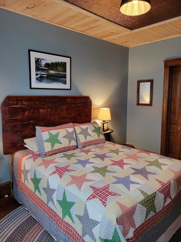 The Ridge Is A Cozy 2-bedroom/1 Bath Apartment Short Walk To Downtown Gettysburg - Gettysburg, PA