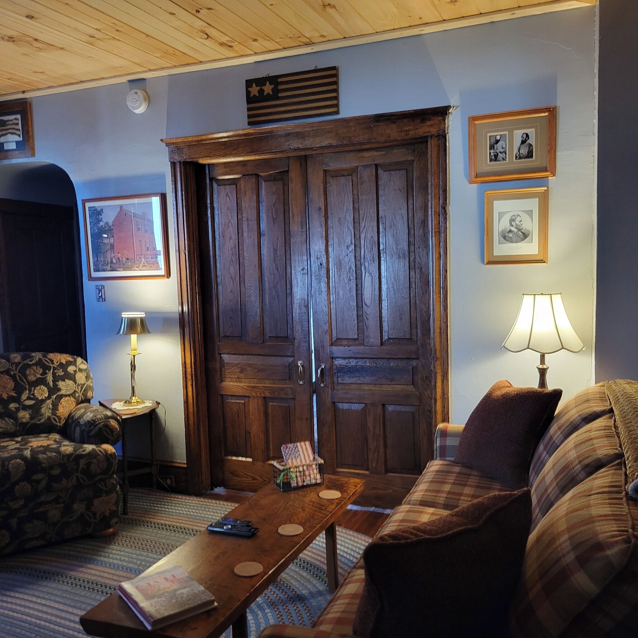 The Ridge Is A Cozy 2-bedroom/1 Bath Apartment Short Walk To Downtown Gettysburg - Gettysburg, PA