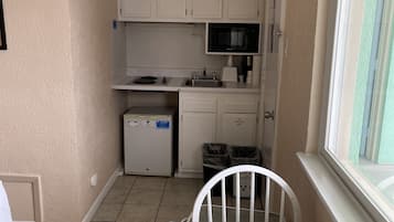 2 quartos, Wi-fi grátis, roupa de cama fornecida