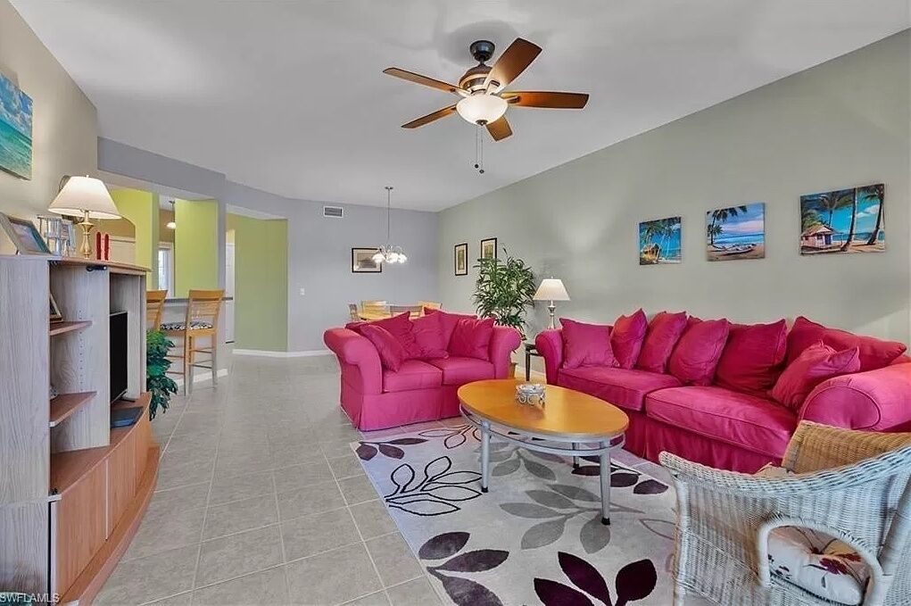 Pet Friendly 2 Bedroom  2 Bath Ground Floor Condo W/ Lake View In Colonial Cc. - Fort Myers, FL