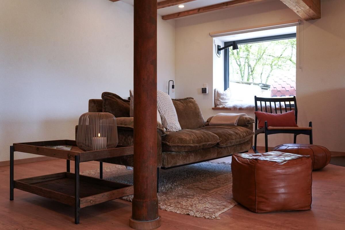 Ebenerdiges Wohnen Auf Einem Hof In Alleinlage. Weitläufige Felden Und Wiesen Umgeben Haus Augenweite - Kirchberg an der Jagst