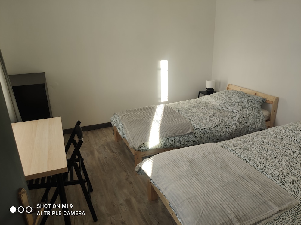 Charming Town House, Completely Renovated And Furnished. - Dax