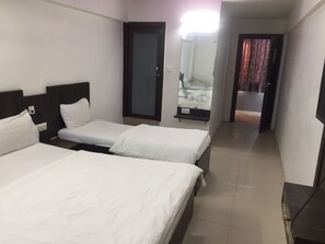 Quarto Triplo Deluxe | Wi-fi grátis 