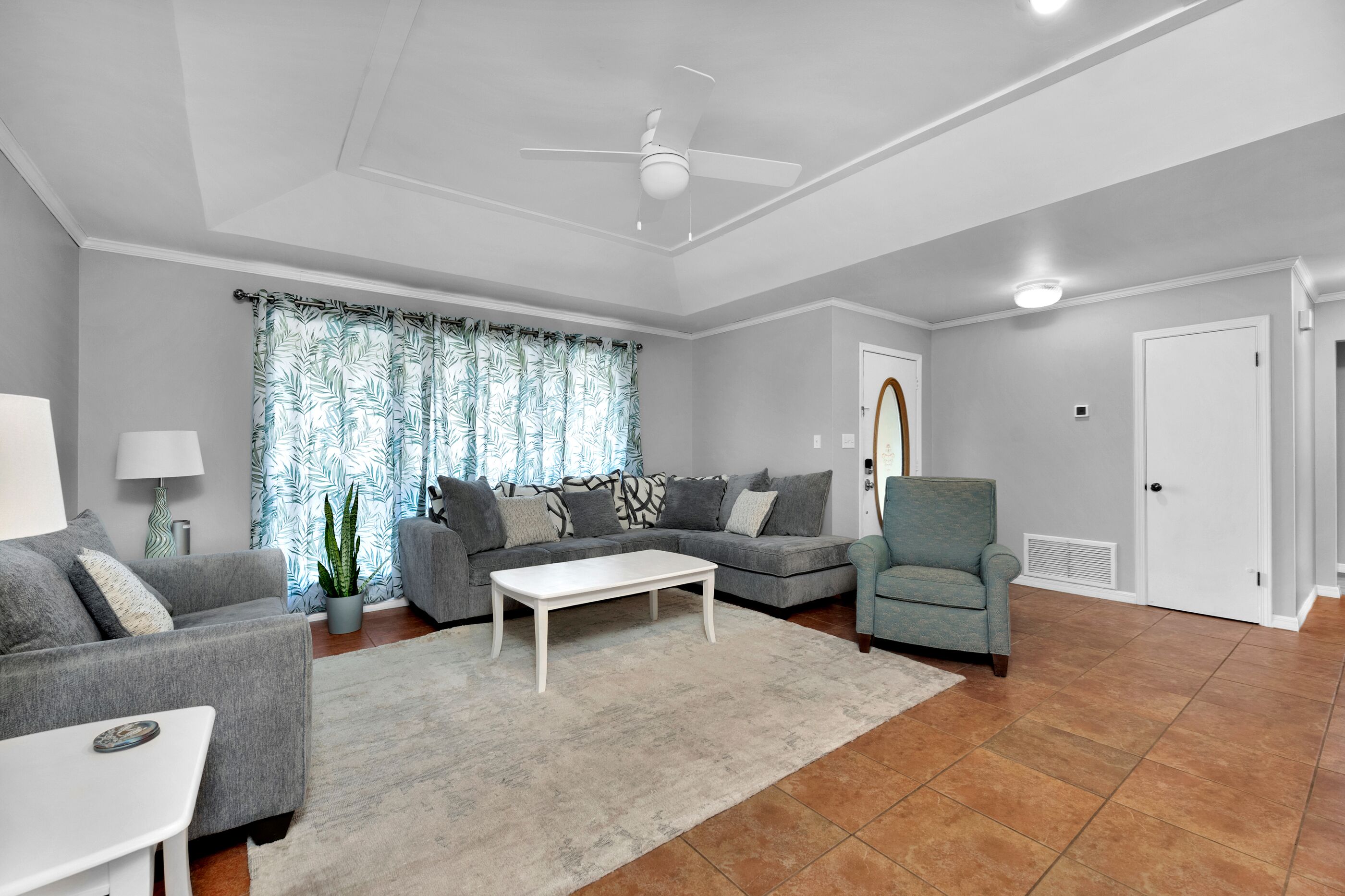 No Extra Fees For Your Dogs....relaxing Family Getaway -3mi To Beach - Navarre, FL