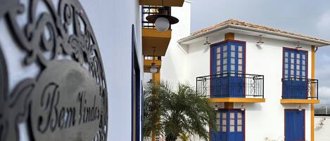 Fachada da propriedade