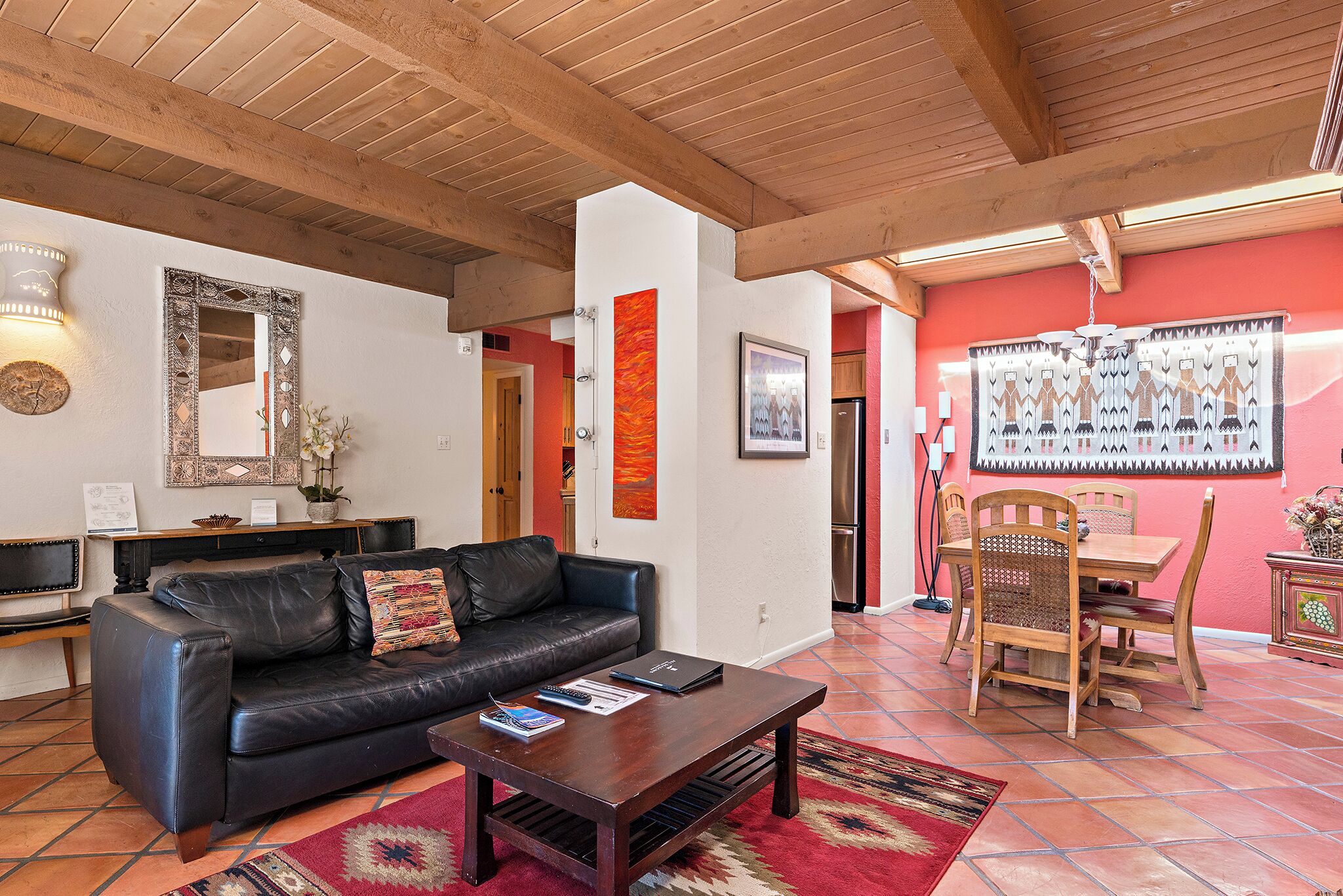 Fort Marcy 03 | Walk To Plaza | Kiva Fireplace | Full Kitchen | Hot Tub | Pool | Single Level - Santa Fe, NM