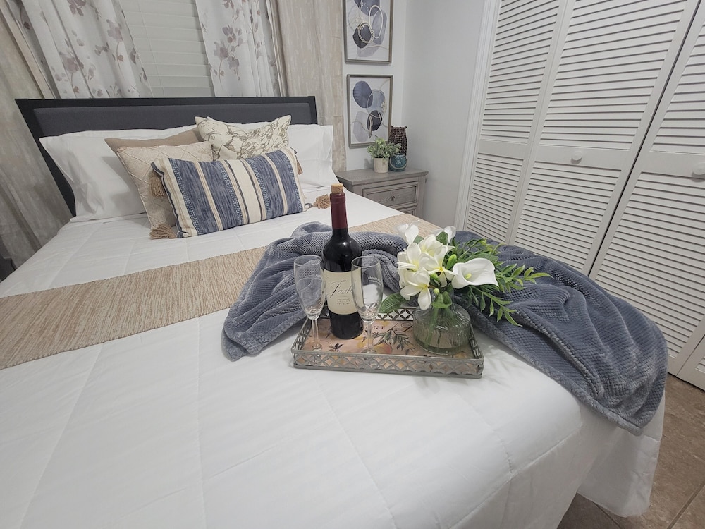 2bd/1b/7ppl/wi-fi/bbq/spa/free Parking & Washer/dryer - Hialeah