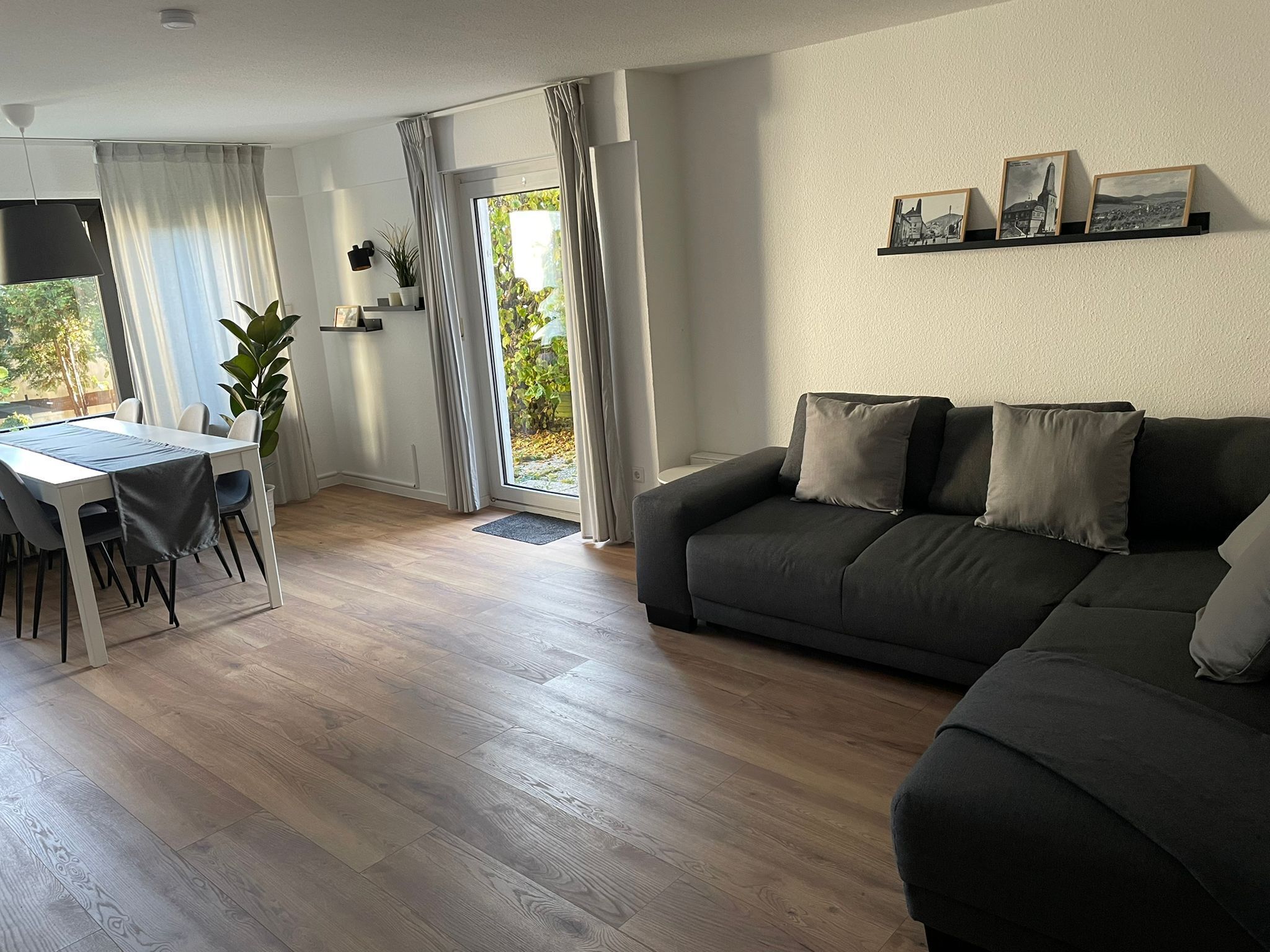 Moderne Ferienwohnung (85qm) Mit 2 Schlafzimmern - Biedenkopf