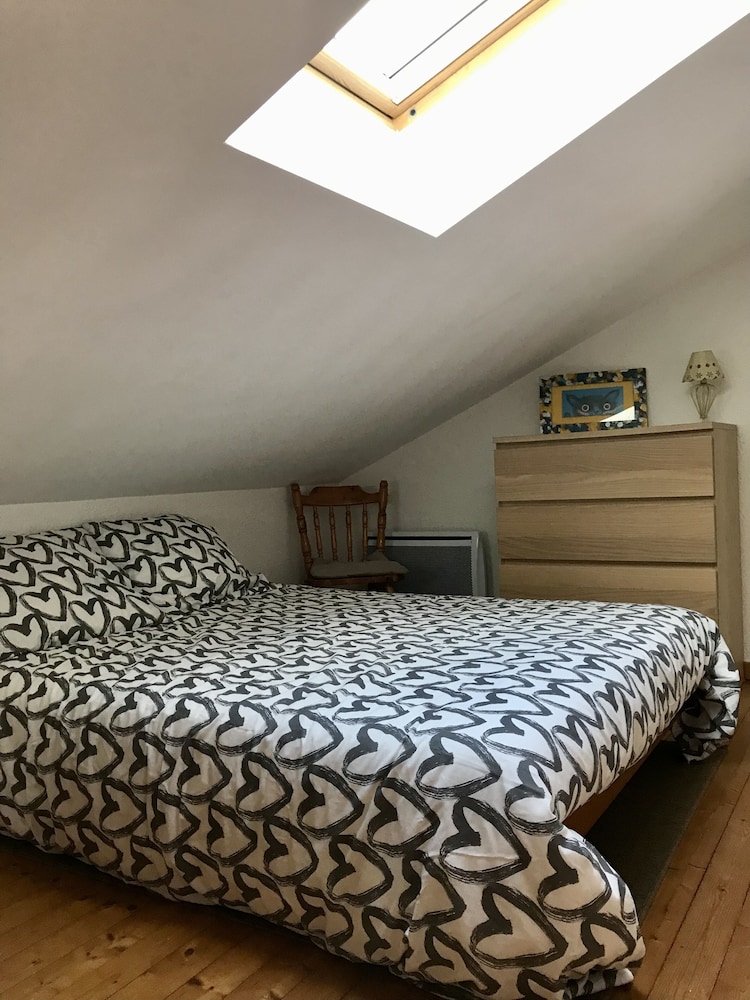 House In Pornic 700m From The Beach - Sleeps 4/5 - Pornic