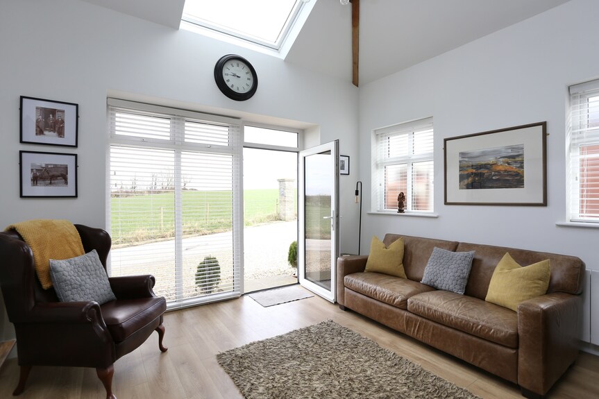 Stunning Coach House With Two Bedrooms And Parking - Lancashire