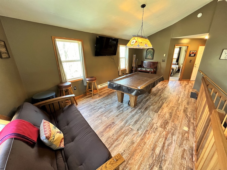 Pet-friendly Albrightsville Chalet With Hot Tub, Fireplace, Bbq & Pool Table - Pennsylvania