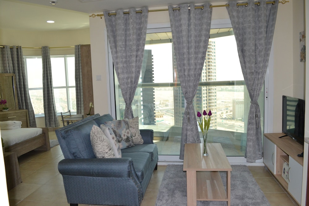 Brk - Modern Studio With Balcony In Jlt - Dubai Marina