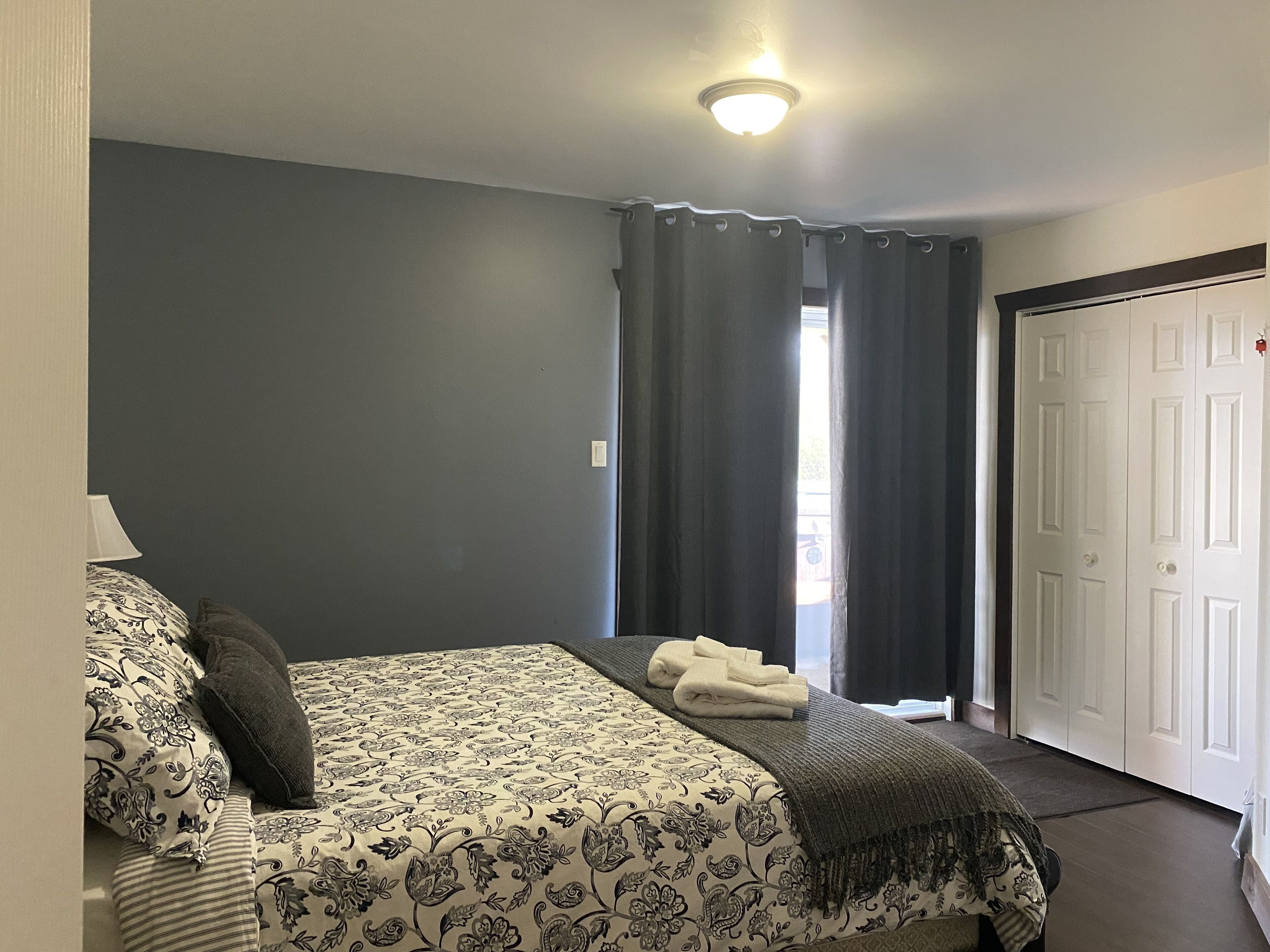 Le Montagnard Private Spa, Magnificent View Of The River - Quebec