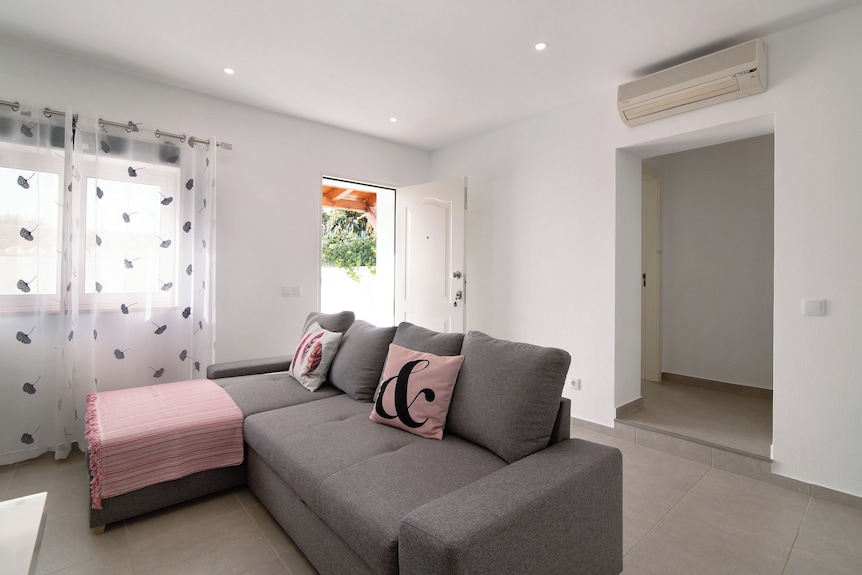 Holiday Home Adelino Guest House With Garden, Grill, A/c & Wi-fi - Faro