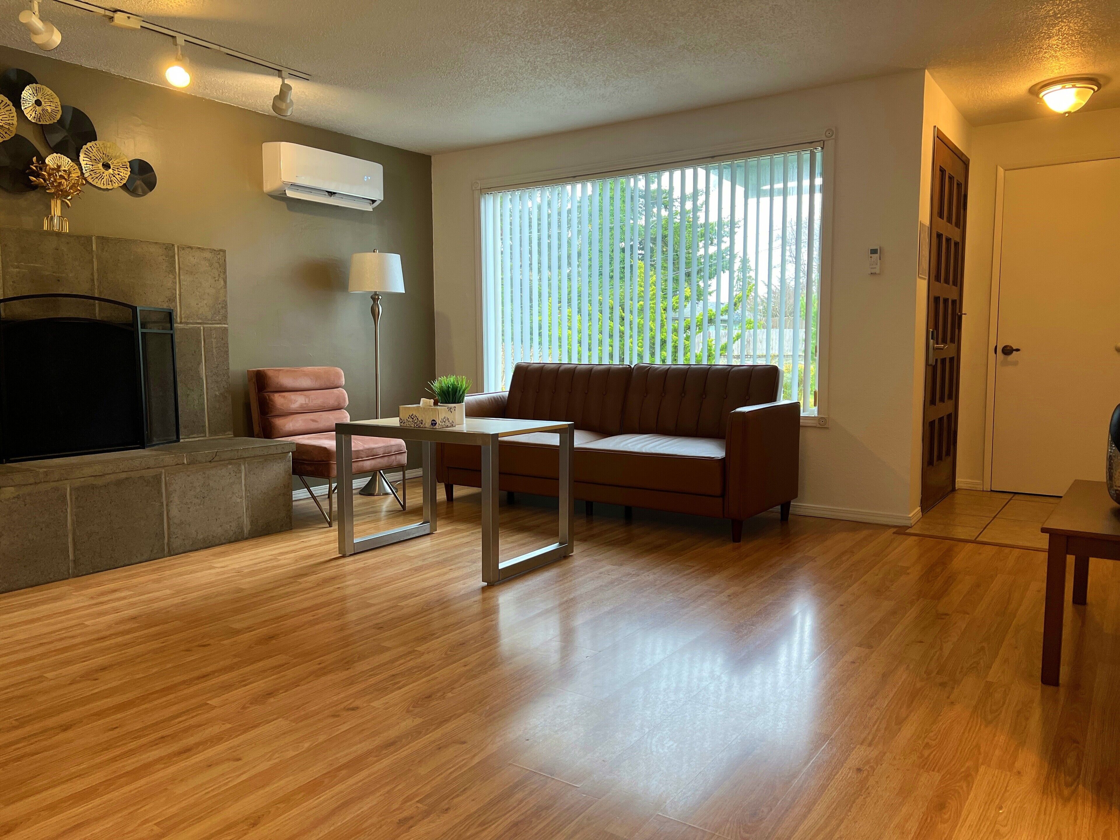 30% Off Monthly Stay Convenient Location - Coos Bay, OR