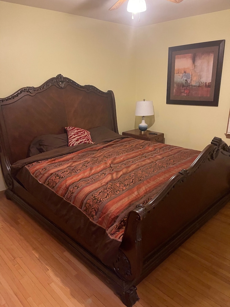 House In A Quiet Neighborhood 13 Mins From Downtown, Airport And Mall Of America - Bloomington, MN