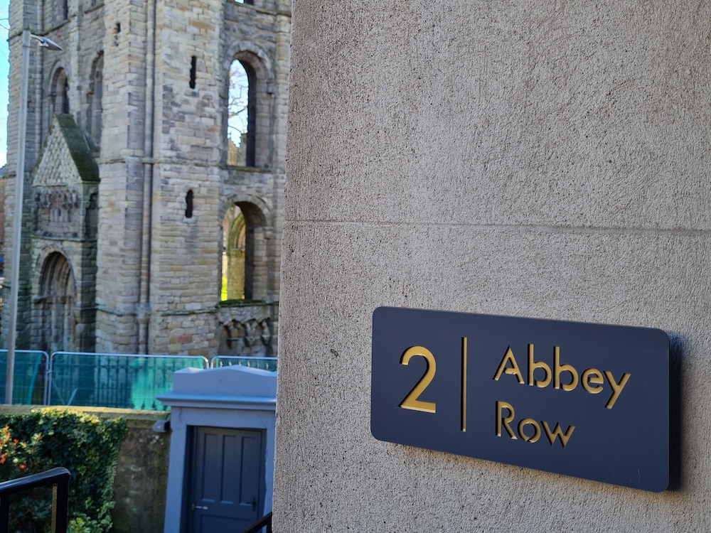 2 Abbey Row - Kelso
