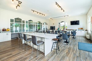 Pequeno-almoço tipo buffet diário incluído 