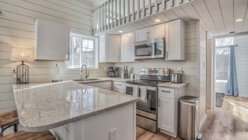 Micro-ondas, fogão, cooktop, lava-louças