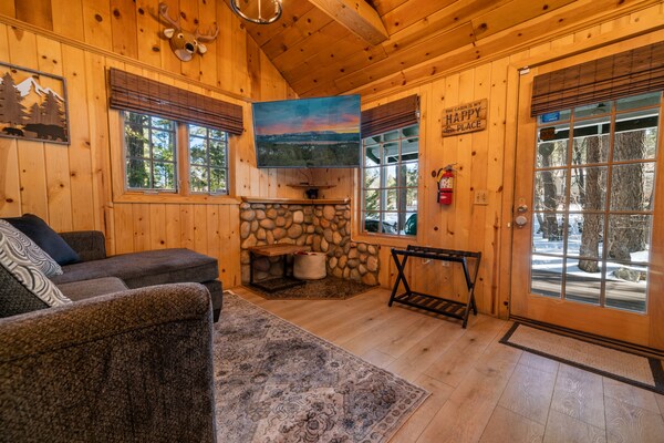 New! Hot Tub\/tesla Charger\/close To Village & Slopes - Big Bear Lake, CA