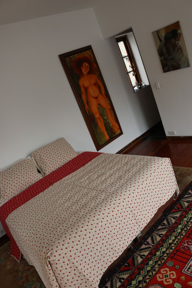 Classy, Fine, Exquisite House In Bogotá. Art+luxe - Bogota
