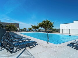 Piscina externa sazonal