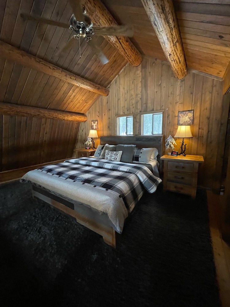 Rustic Mt Cabin - Montana