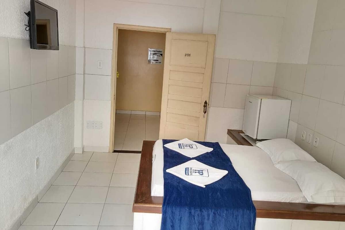 Apartamento básico | 15 quartos, Wi-Fi de cortesia