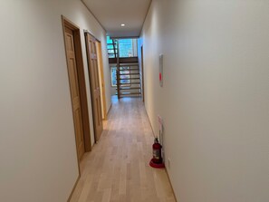 Cabana de Madeira Básica, 1 quarto, cozinha, vista para o lago | Wi-fi grátis 