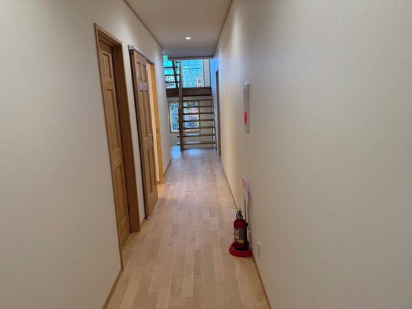 Cabana básico, 1 quarto, cozinha, vista para o lago | Wi-Fi de cortesia