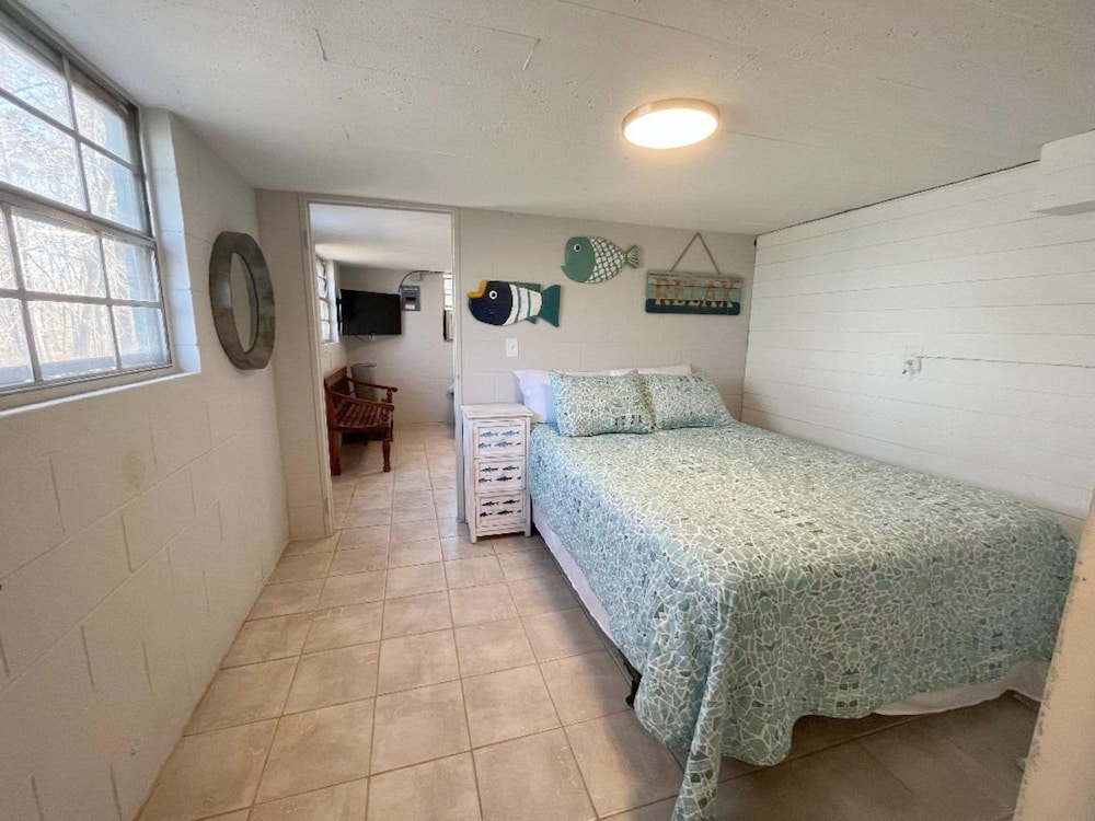 Waterfront Home For 12: Pets Welcome, Covered Deck, Boat Slip, Beach Area, Grill - Géorgie, États-Unis