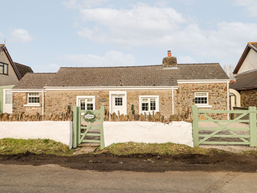 Cobwebs - Saundersfoot