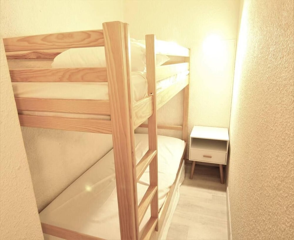100m From Shops, 4th Floor, Ski Locker, 25m², Serre Chevalier - Ailefroide