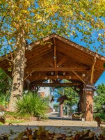 Fachada da propriedade