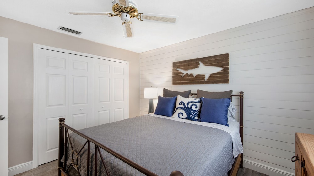 Hello Mahi - 3/2 Se Cape Coral Gulf Access, Electric Heated Pool & Spa Home - Cape Coral, FL