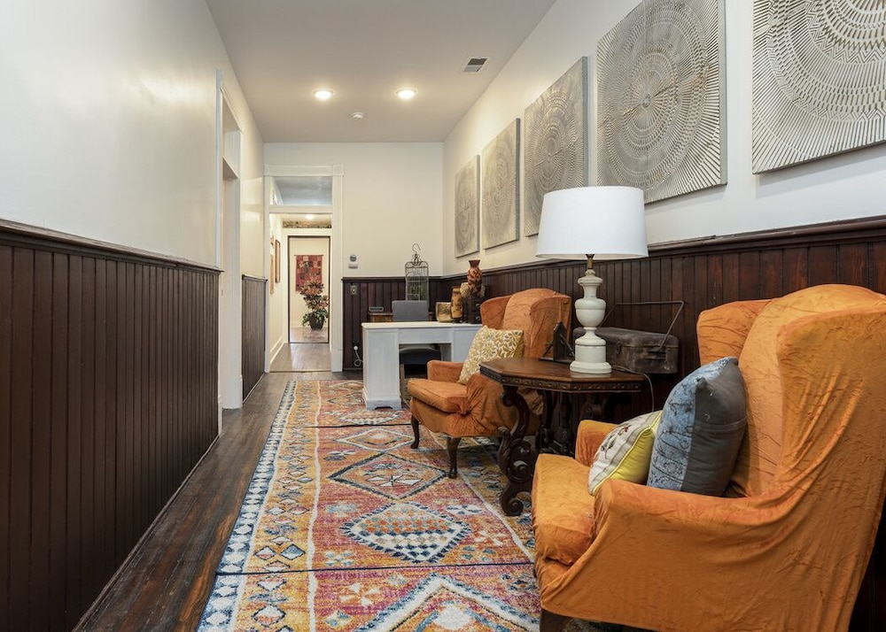 Large Downtown Artist's Loft, 30 Min To Lexington, Horse, Bourbon, R River Gorge - Fort Boonesborough State Park, Richmond