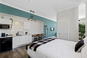 Estúdio (Chief Millard) | Cozinha privada | Um micro-ondas, uma máquina de café expresso, uma cafeteira/bule