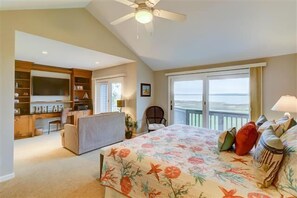 Casa, várias camas, varanda, vista para o campo de golfe | 4 quartos, Wi-fi grátis 