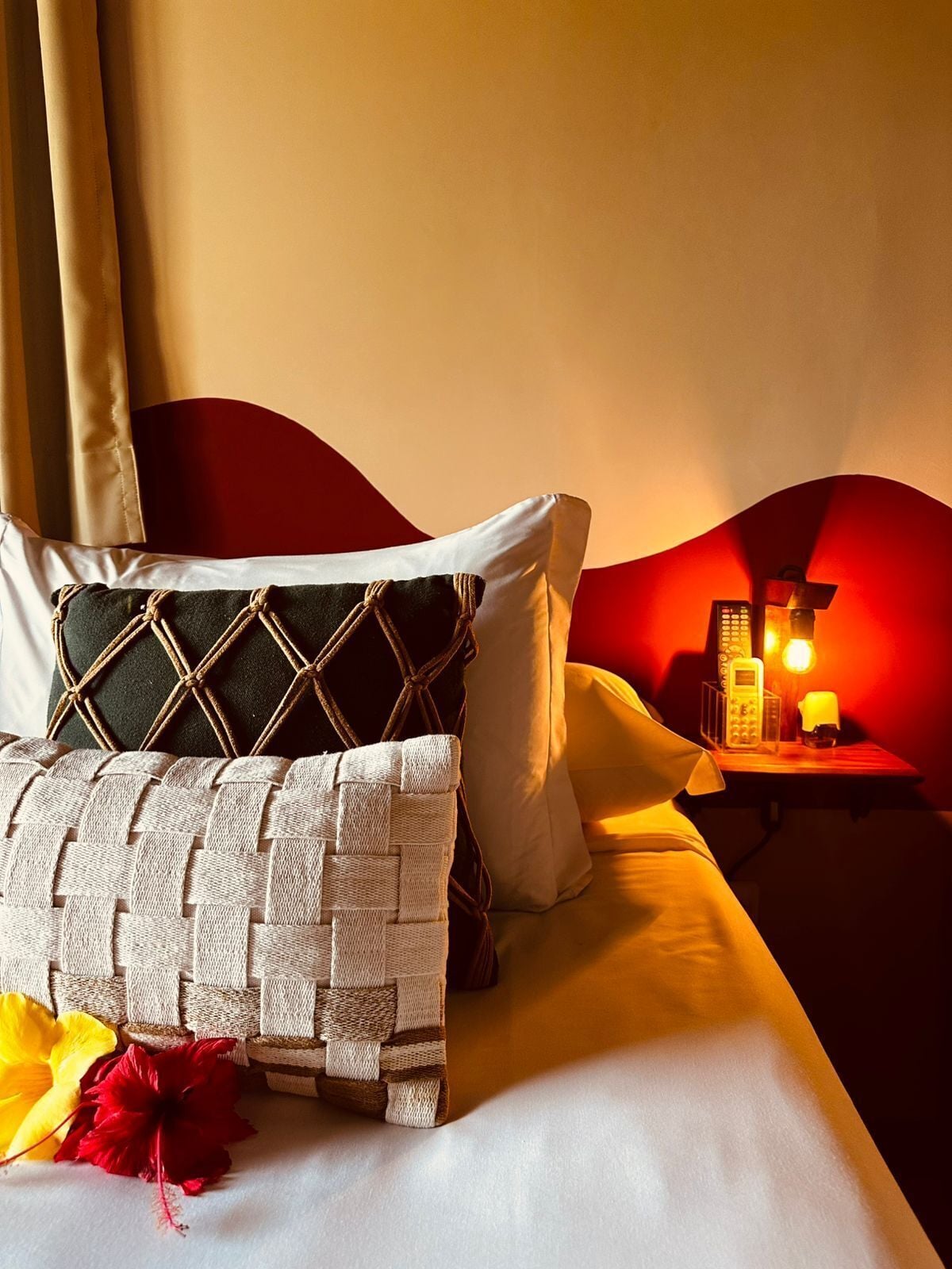 Suíte Standart Térrea 5 | Cofre no quarto, com decoração personalizada 