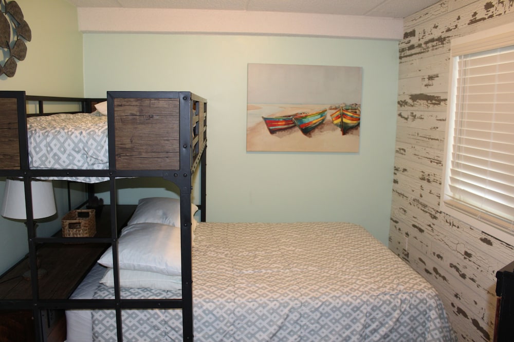 Elegant Oceanfront Hideaway! - Ocean City