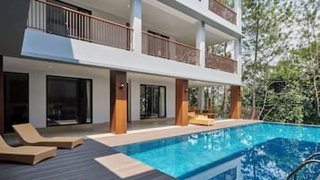 Piscina exterior