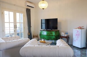 Quarto Júnior | Sala de estar | Televisor LED de 32 polegadas com canais por cabo, televisor 