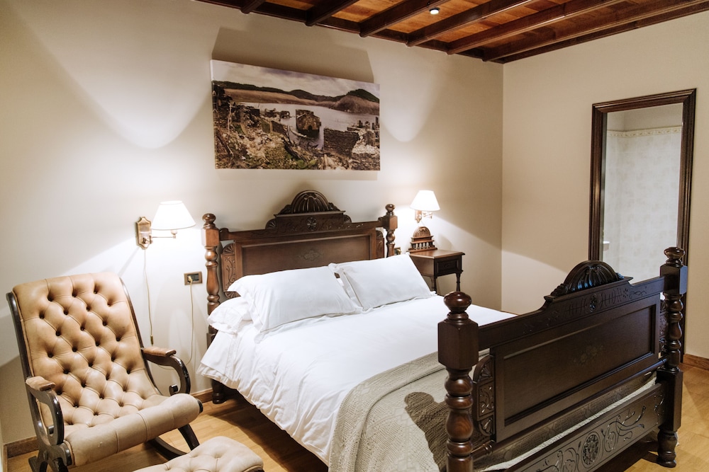 Preciosa Villa Con Jardín Y Chimenea A 10 Minutos De La Ribeira Sacra - Galicia