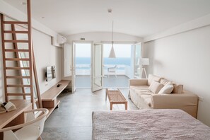 Deluxe Suite with Sea View and Outdoor Hot Tub | Vista do quarto