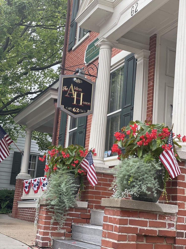 The Alden House - Lititz, PA